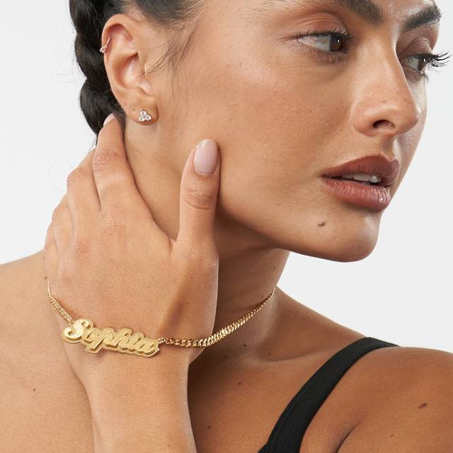 Stand Out Name Necklace Double Plated In 18k Gold Vermeil